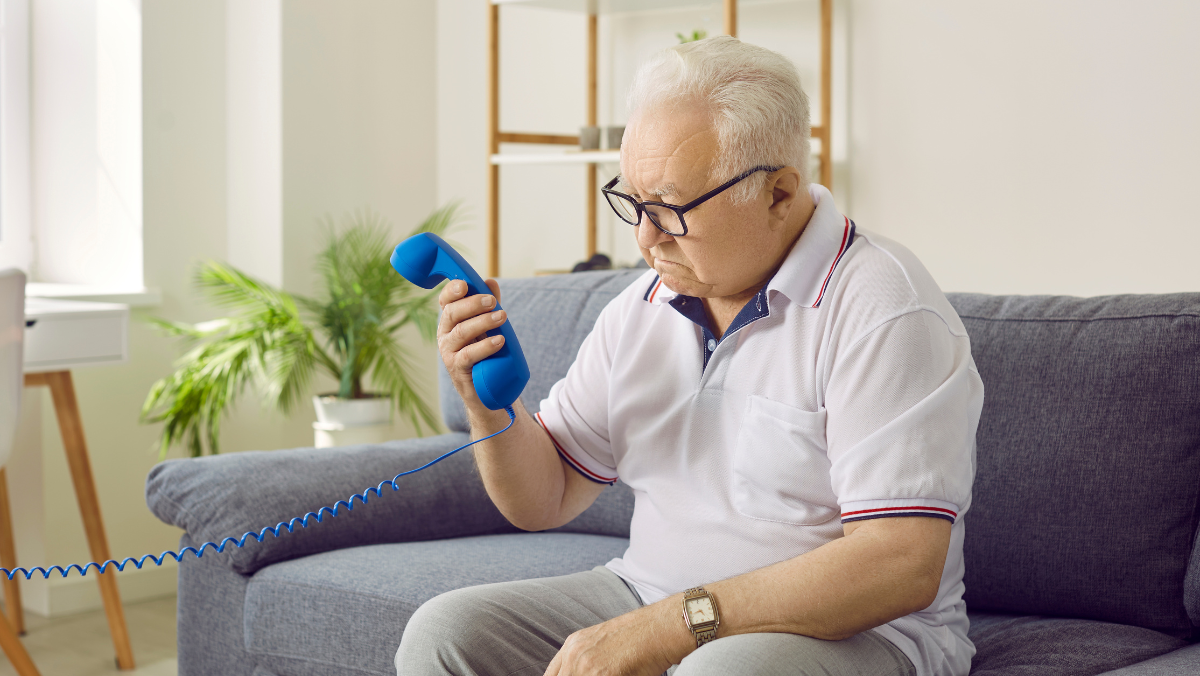 How Can Landline Call Blockers Protect People with Dementia or Memory